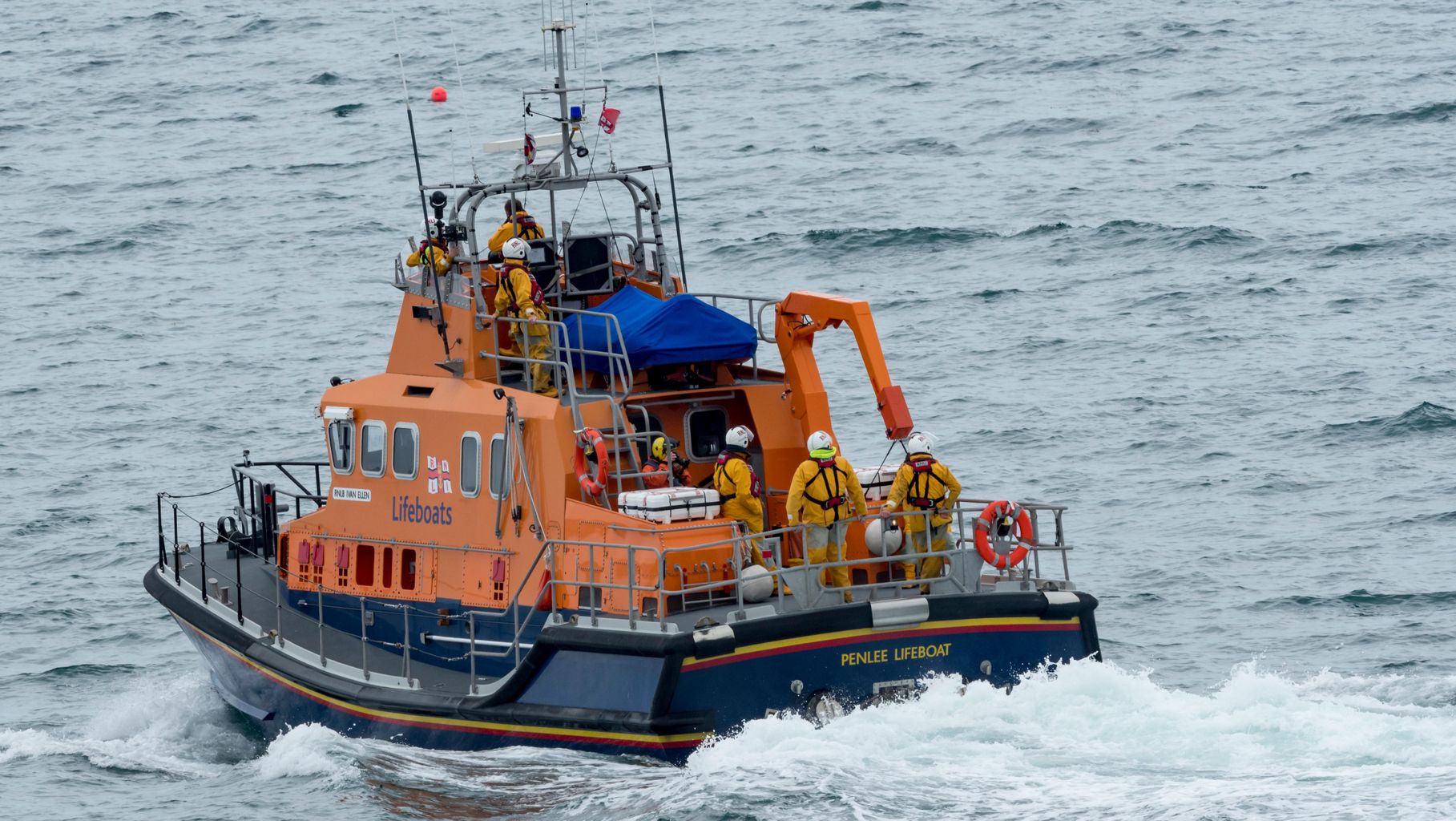 Diver taken to hospital after being saved near Porthcurno Diver taken to hospital after being saved near Porthcurno